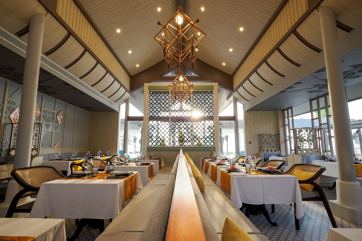 Param Para Restaurant - The Little Shore Khao Lak | by Katathani ...